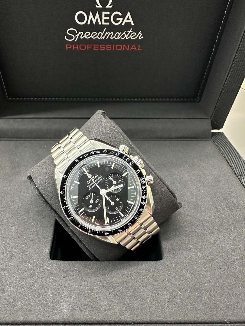 310.30.42.50.01.001 Omega Speedmaster Moonwatch Professional, Luxury ...
