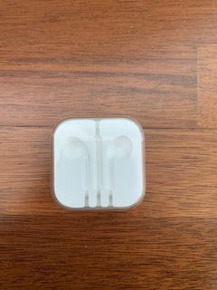 Apple earpods, Audio, Earphones on Carousell