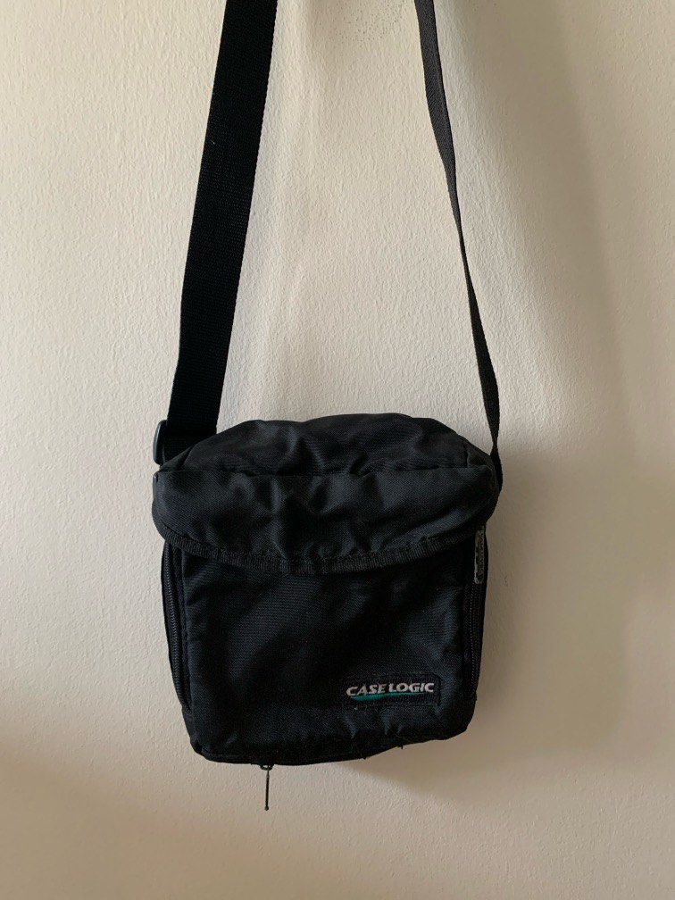 Case Logic Black Slingbag, Men's Fashion, Bags, Sling Bags on Carousell