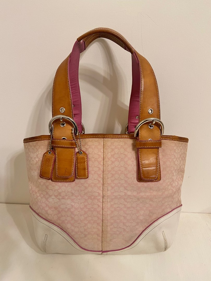 今日限時匯款價$799！COACH 6383 經典粉色提花布面/皮革肩背水餃包-附雙吊牌, 名牌精品, 精品包與皮夾在旋轉拍賣