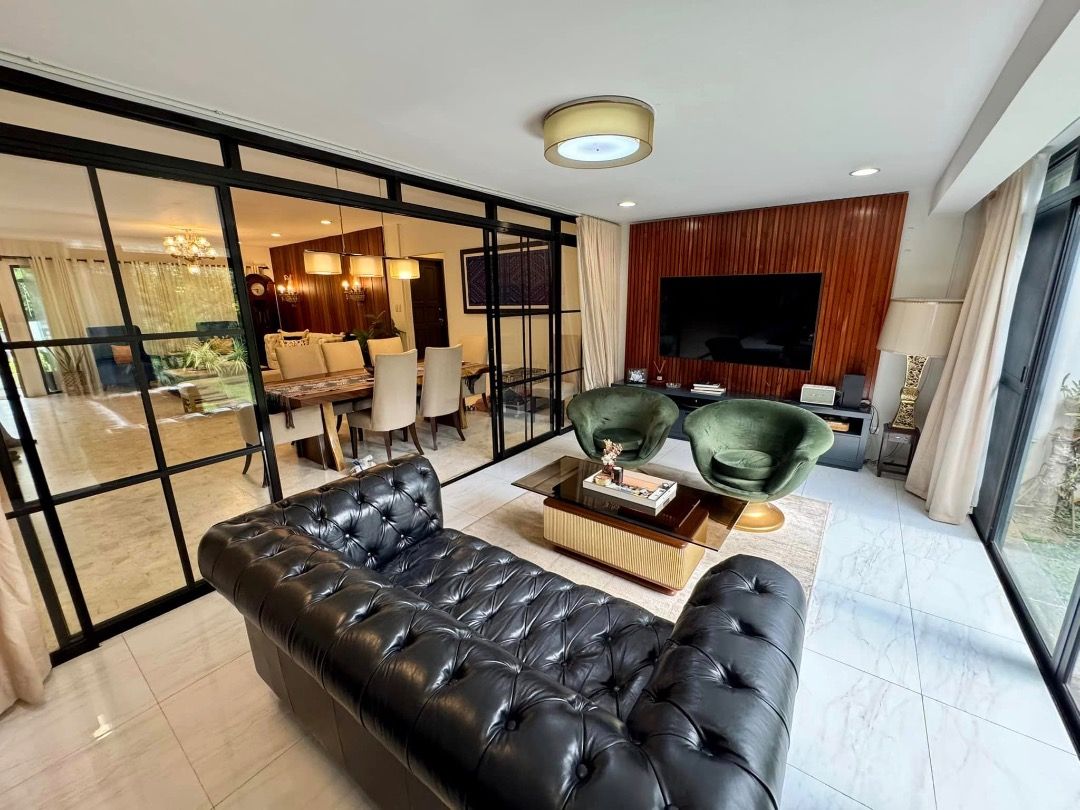 Dasmarinas Village Makati House For Sale 3BR with Den Bungalow Not ...