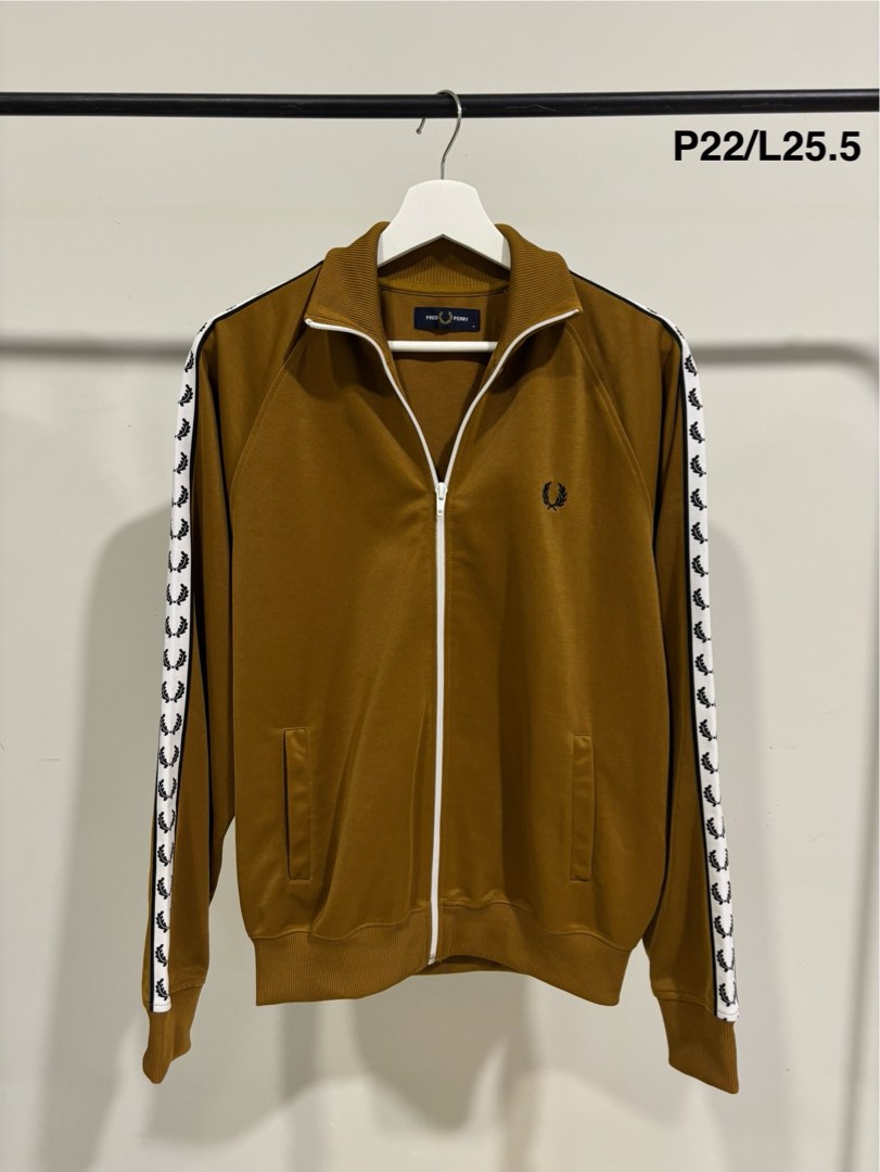Fred Perry Tracktop, Men's Fashion, Coats, Jackets and Outerwear on ...