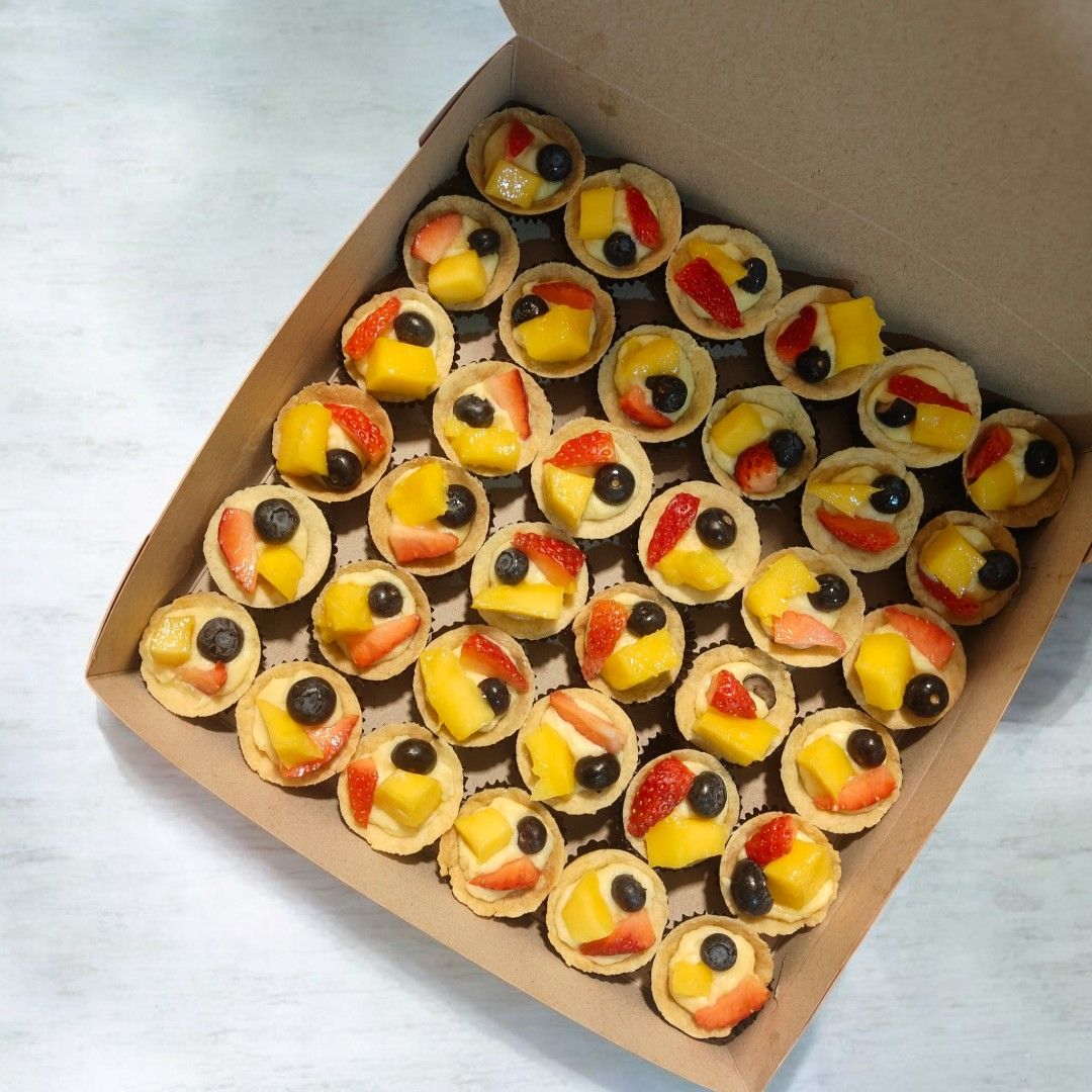 Halal Fruit Tarts & Flans by A3 Bakery! Cheese Tarts/ Chocolate Tarts ...