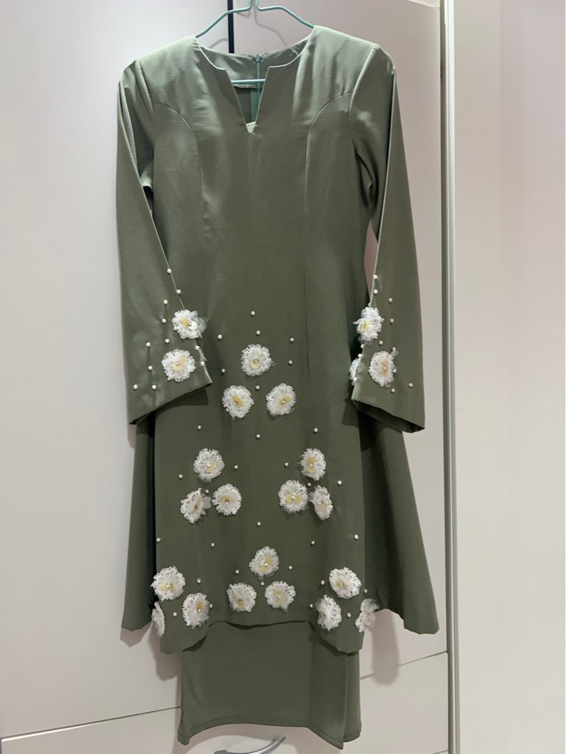 ICAHFA Kurung Pahang, Women's Fashion, Muslimah Fashion, Baju Kurung ...