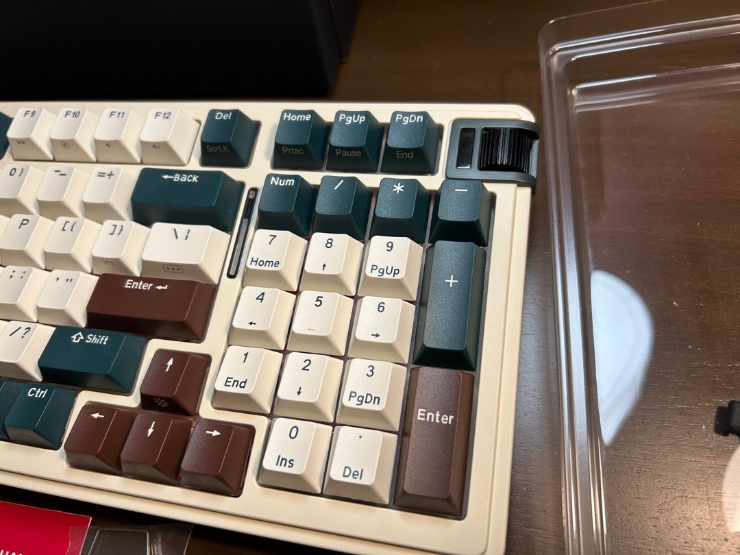 KZZI K98 Turquoise Green Trimode Mechanical keyboard, Computers & Tech ...