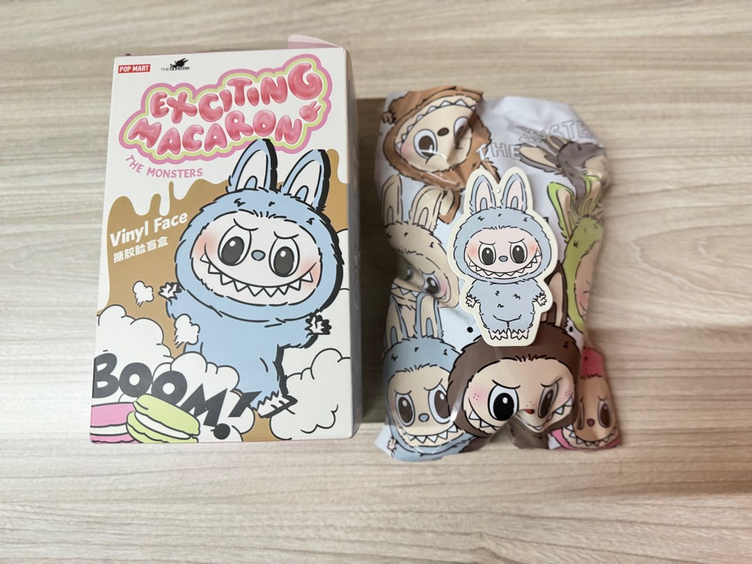 labubu blue original pop mart, Fesyen Wanita, Aksesoris di Carousell