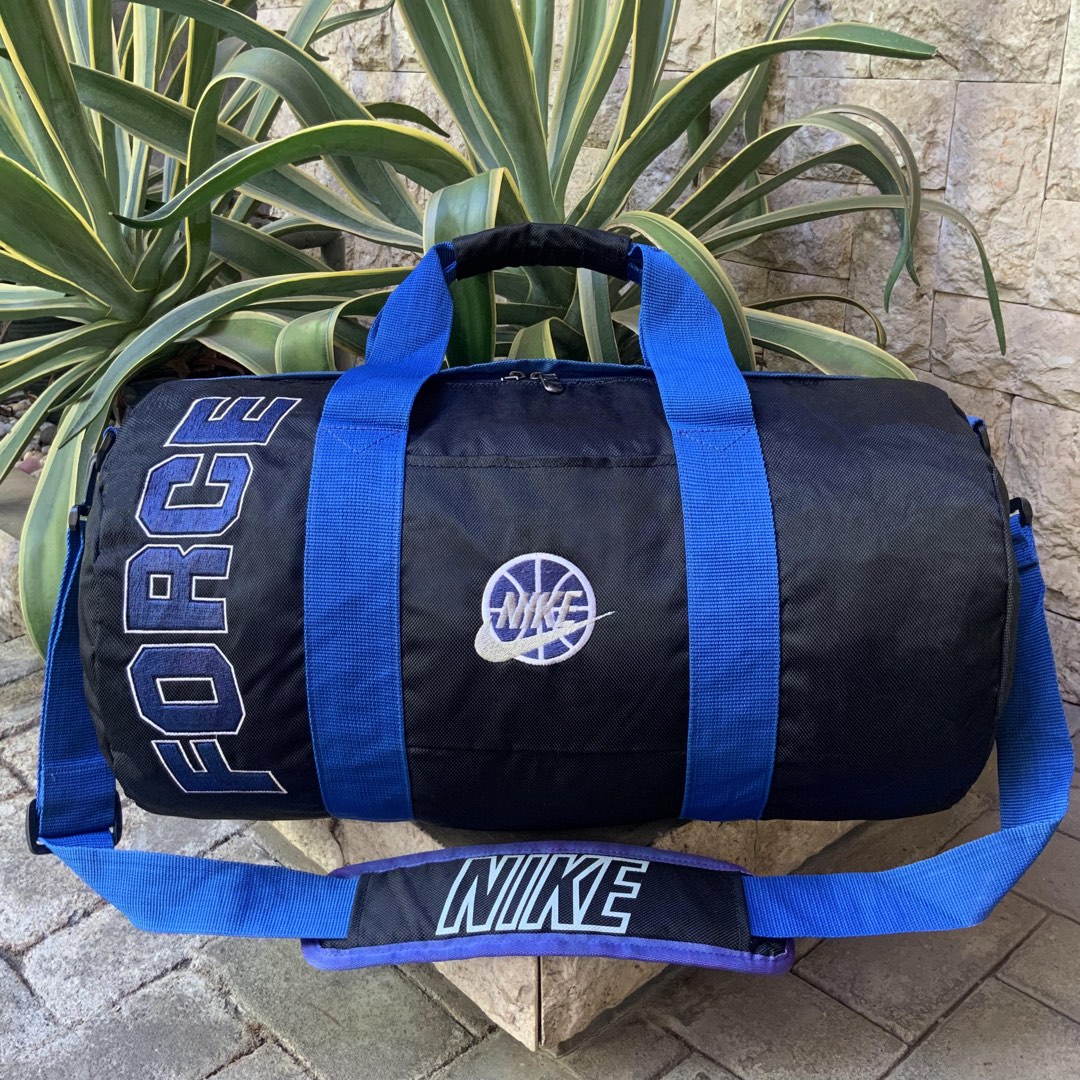 NIKE FORCE 90S VINTAGE 2WAY DUFFLE BAG, Fesyen Pria, Tas & Dompet , Tas ...
