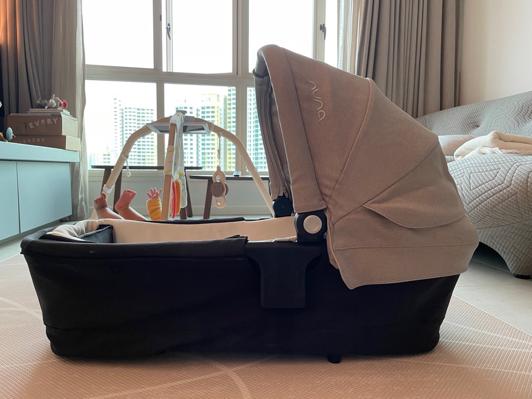 Nuna TRIV carry cot bassinet, Babies & Kids, Going Out, Strollers on ...