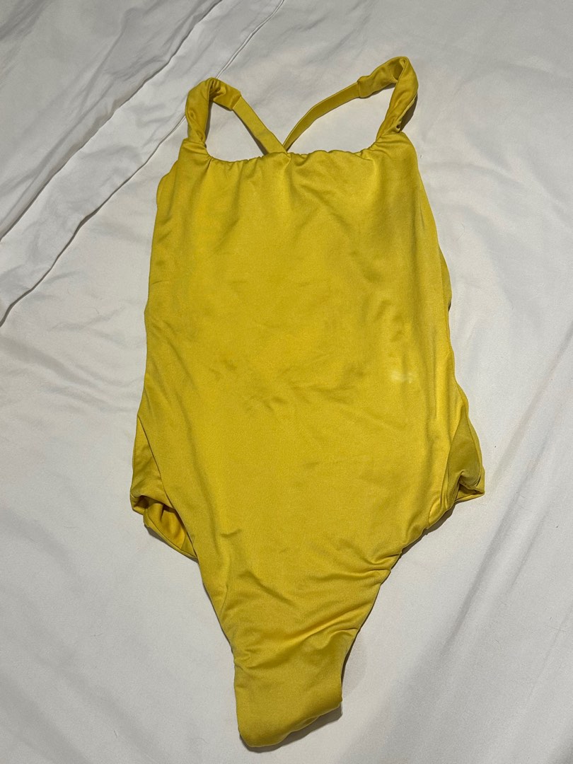 Ocean essentials: yellow one piece x back, Women's Fashion, Swimwear ...