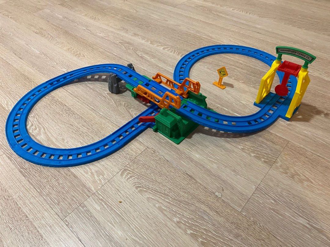 Original Thomas & Friends Track, Hobbies & Toys, Toys & Games on Carousell
