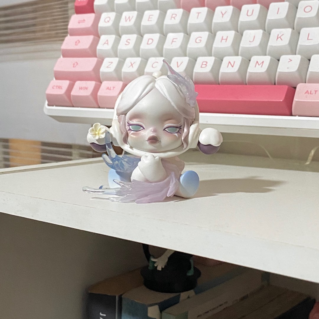 Popmart skullpanda ink plum blossom the snow, Hobbies & Toys, Toys ...