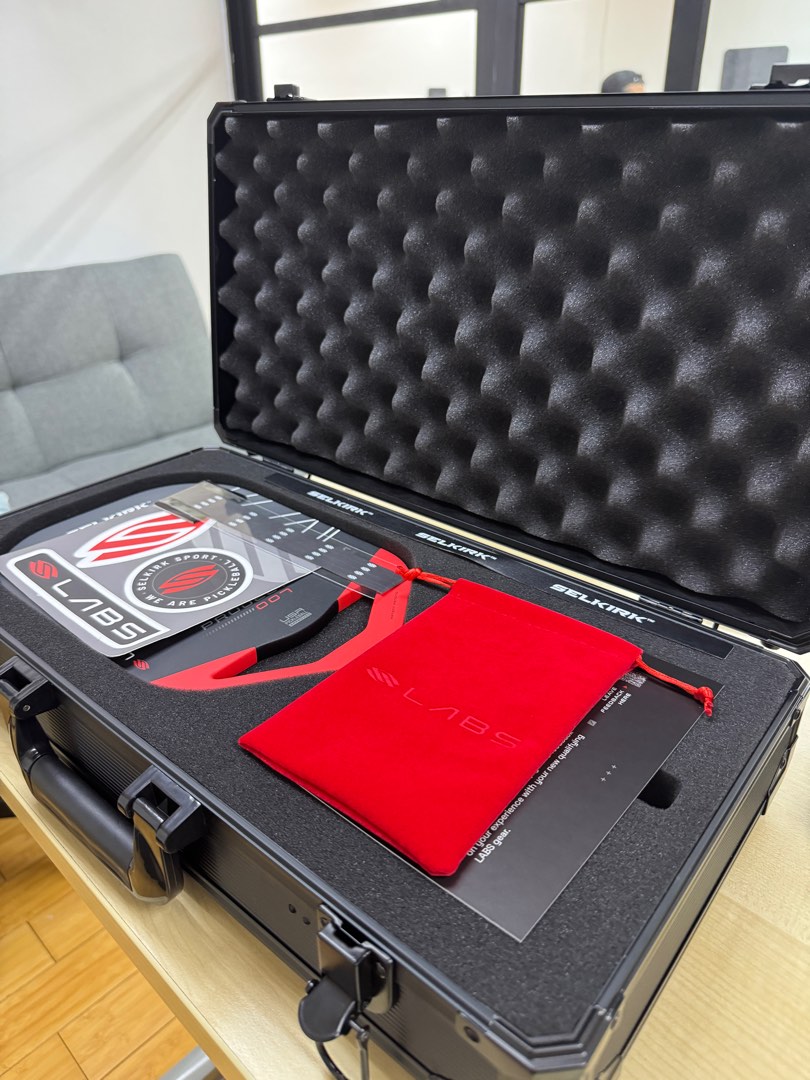 Selkirk 007 10mm Rare Item, Sports Equipment, Sports & Games, Racket & Ball Sports on Carousell