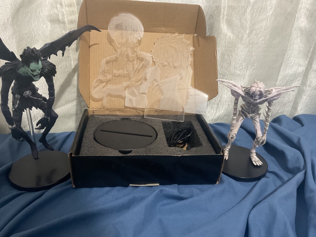 TAKE ALL!! Anime light Levi and Gojo with death note, Hobbies & Toys ...