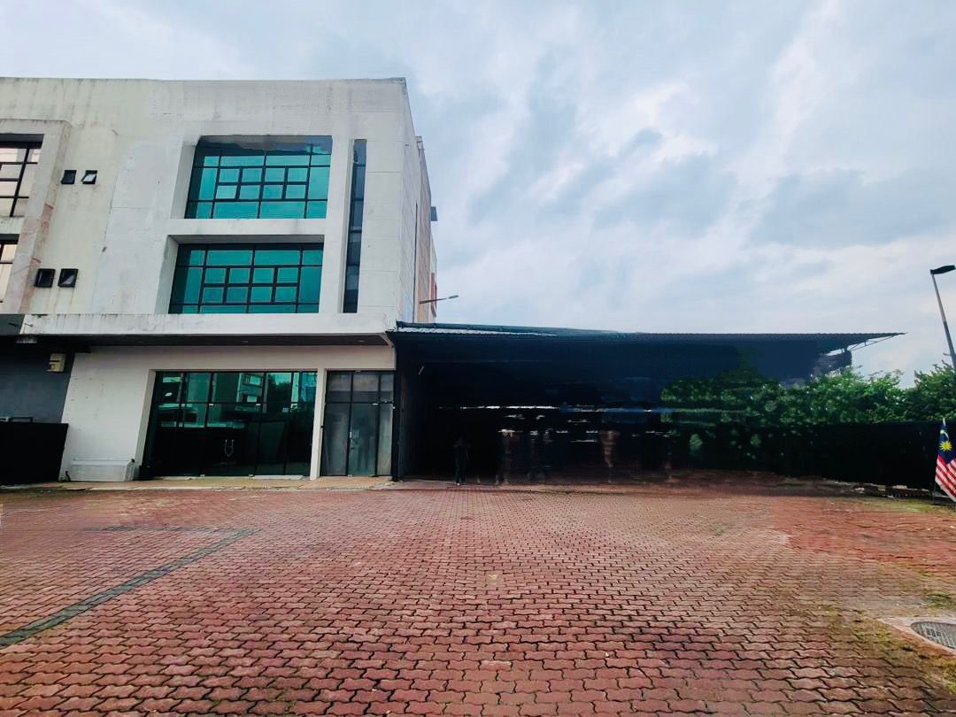 Triple storey corner lot factory bukit jelutong, Property, Rentals on ...
