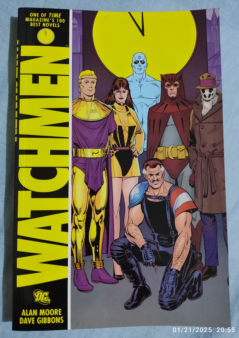 Watchmen by Alan Moore (DC Comics), Hobbies & Toys, Books & Magazines ...