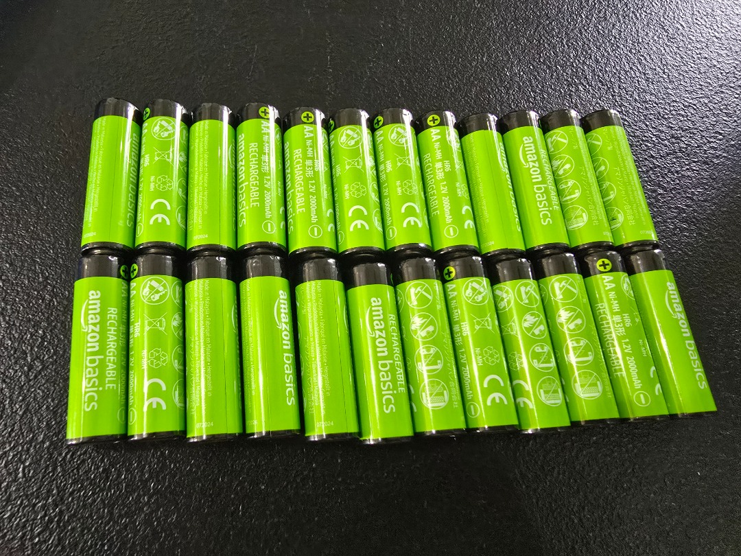 Amazon Basics 20-Pack Rechargeable AA NiMH Batteries, 2000 mAh ...