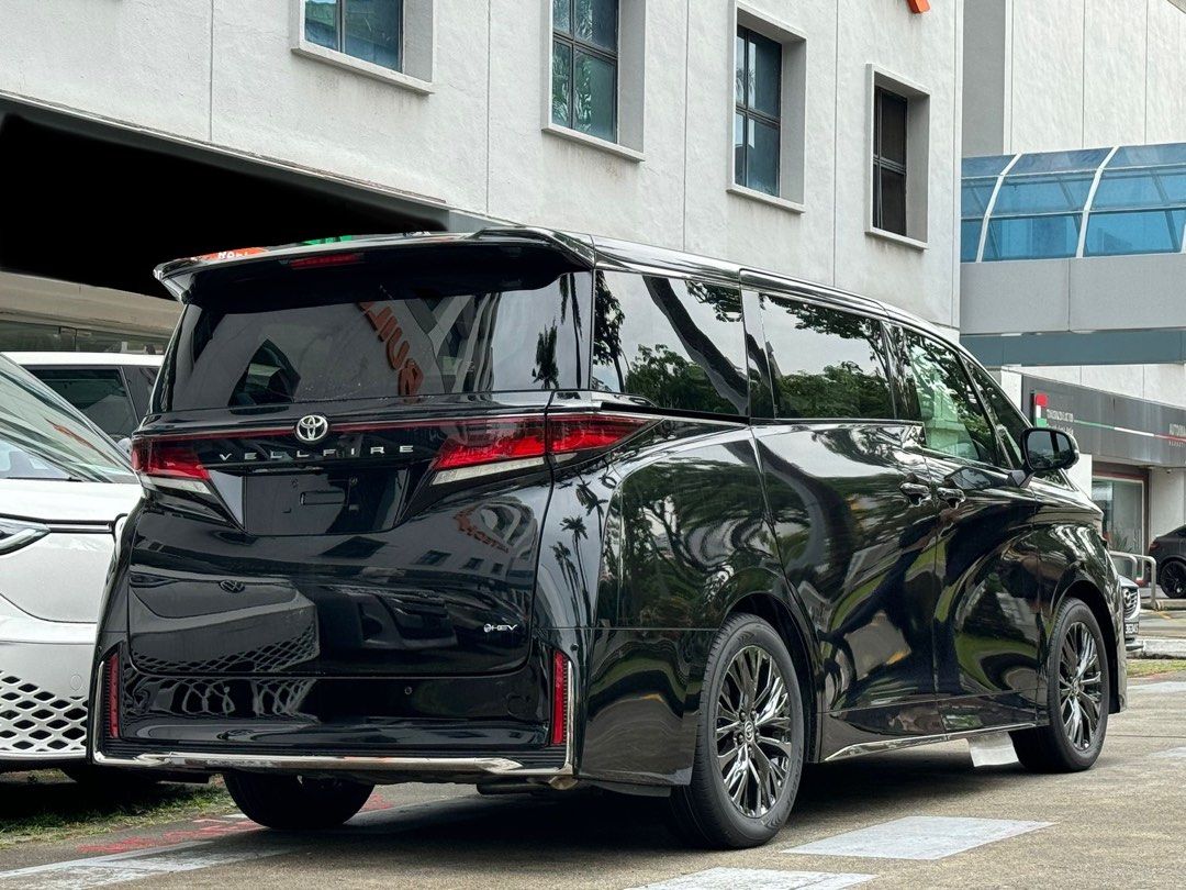 Toyota Alphard 2.5Z Hybrid, Cars, Used Cars on Carousell