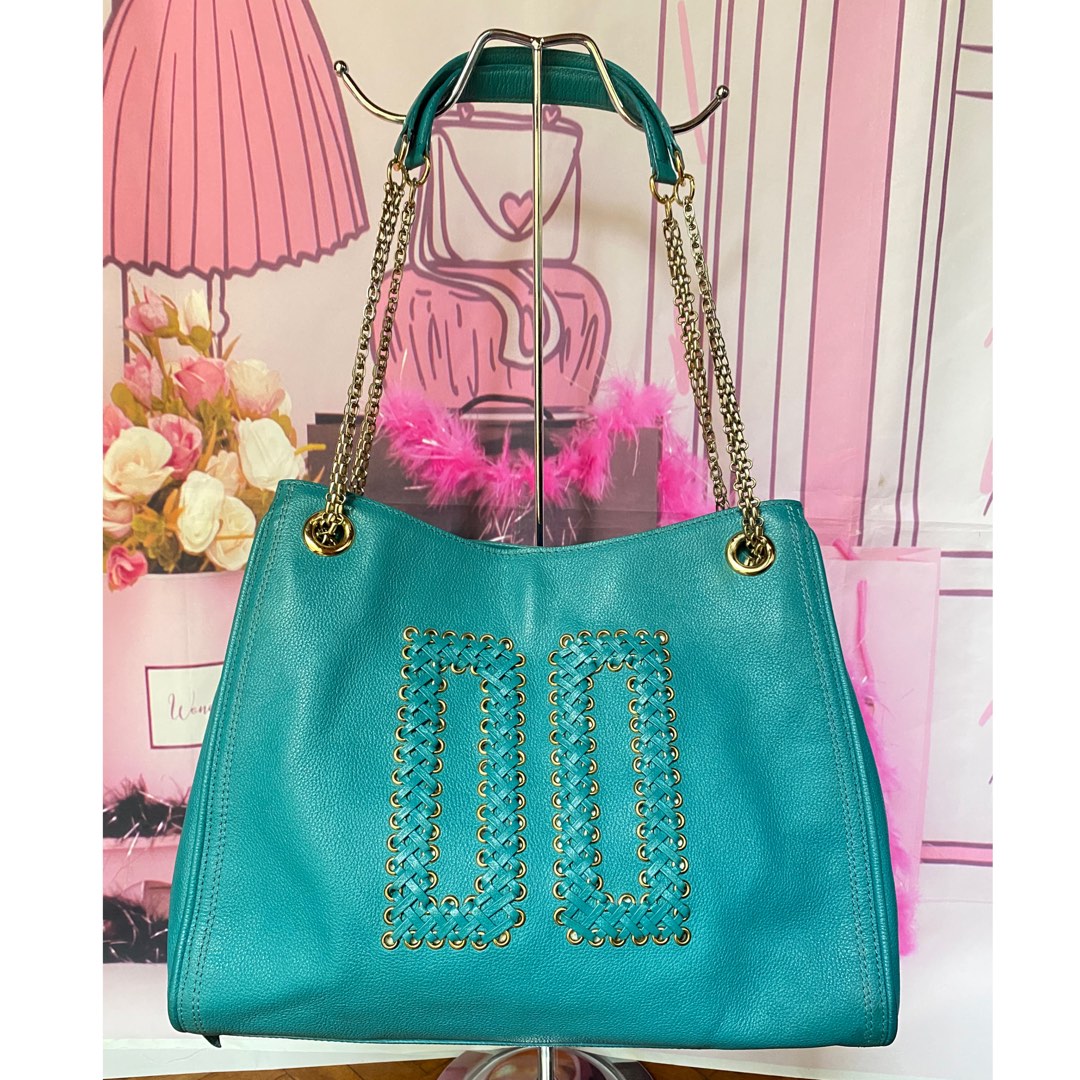 Daks vintage convertible bag, Women's Fashion, Bags & Wallets, Shoulder ...