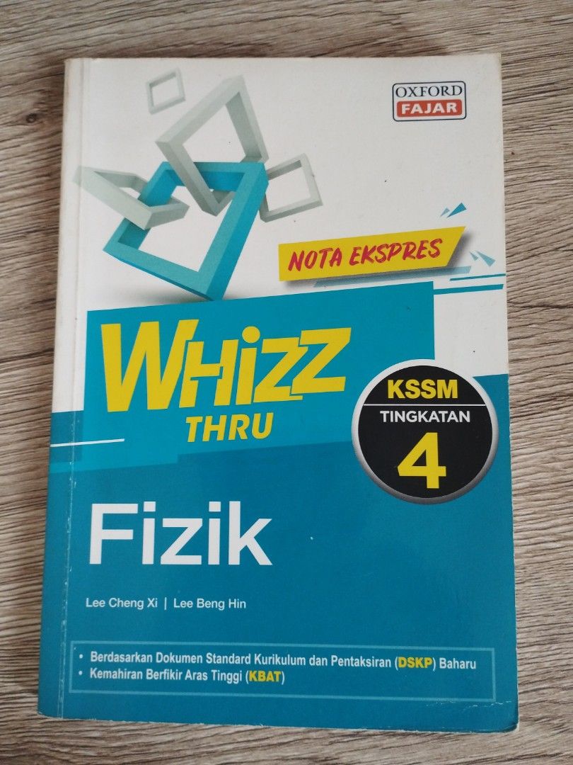 FIZIK FORM 4 NOTA, Hobbies & Toys, Books & Magazines, Textbooks on ...
