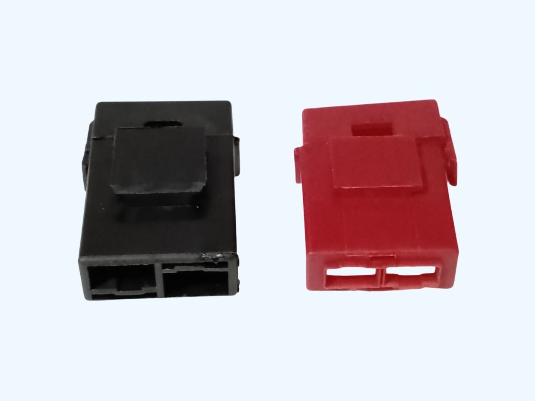 FUSE HOLDER STANDARD BLADE TYPE (1-PC per ORDER), EMPTY NO PIN NO WIRE ...