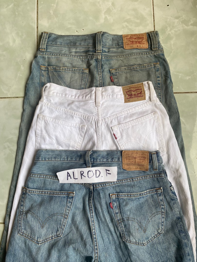 Levis pants aspack, Men's Fashion, Bottoms, Jeans on Carousell