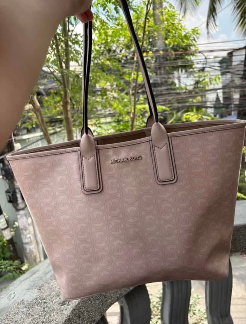 Michael Kors Jodie in Blush Pink Medium, Luxury, Bags & Wallets on ...