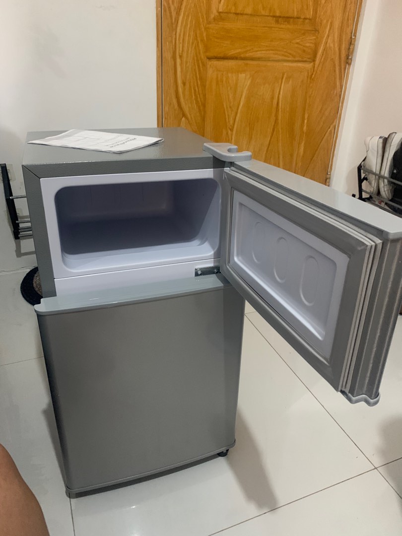Mini Ref, TV & Home Appliances, Kitchen Appliances, Refrigerators and ...