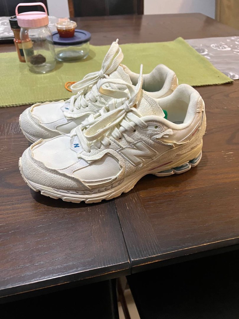 New Balance 200R, Men's Fashion, Footwear, Sneakers on Carousell
