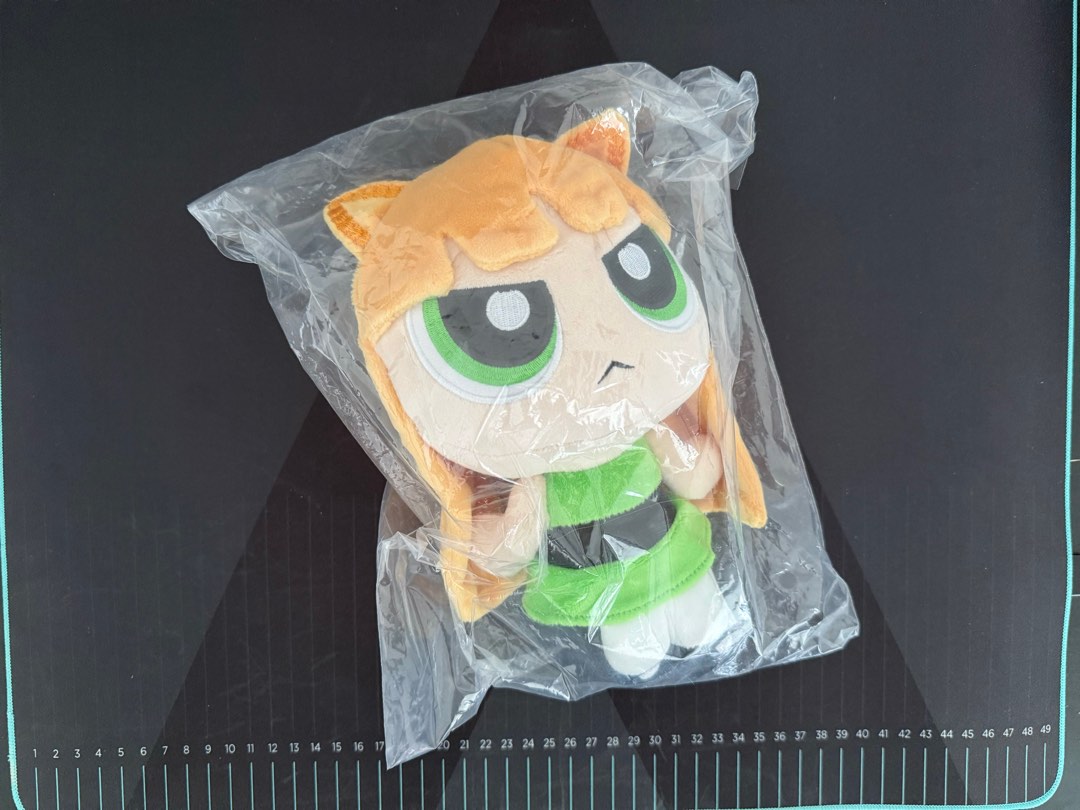 Newjeans Haerin powerpuff girl medium doll, Hobbies & Toys ...