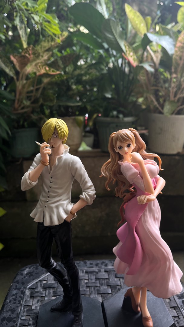 Sanji (no cape) x Pudding Dressrosa Style KO, Hobbies & Toys, Toys & Games on Carousell