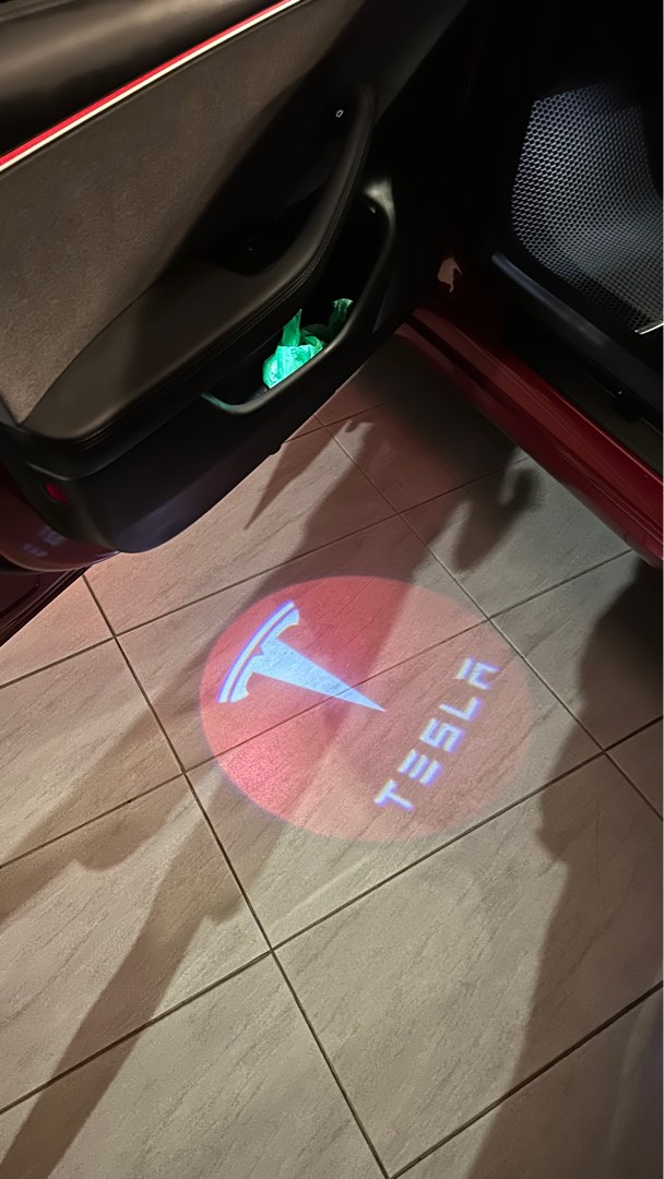 Tesla Puddle Lights Model 3, Model Y, Auto Accessories on Carousell