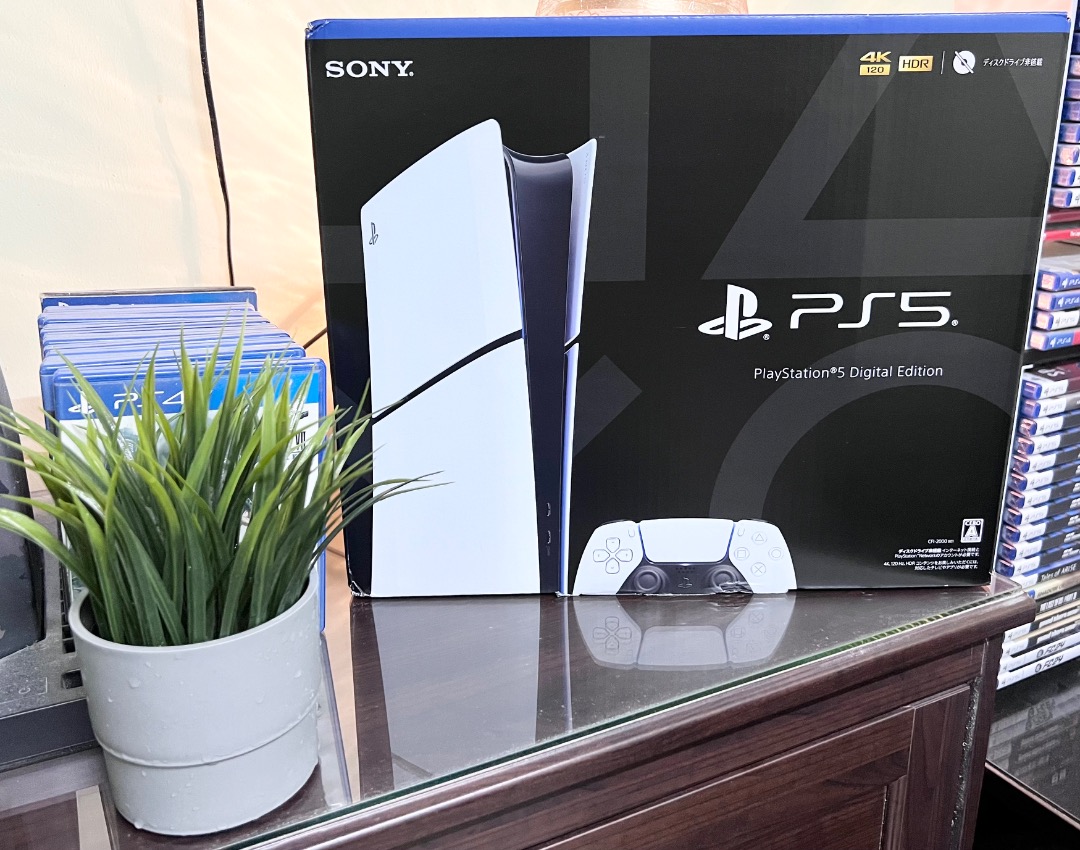 (USED LIKE NEW) PS5 Slim Digital Version, PlayStation 5, Sony Set ...