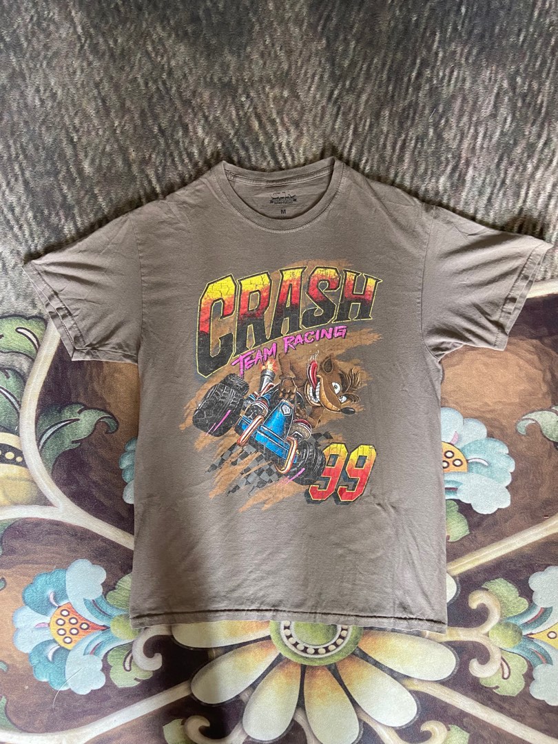 Vintage Crash Bandicoot "Team Racing" T-Shirt, Men's Fashion, Tops ...