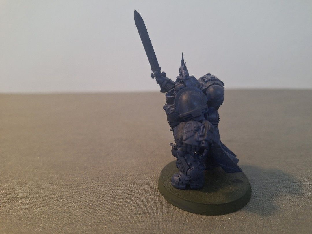 Warhammer 40k Gravis Captain from Dark Imperium, Hobbies & Toys, Toys ...