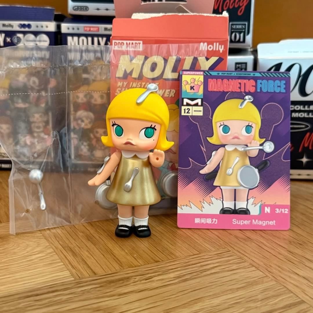 WTS POPMART MOLLY MAGNETIC FORCE - SUPER MAGNET, Hobbies & Toys, Toys ...