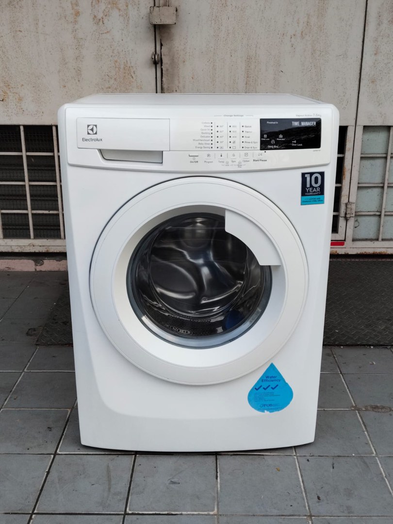 front load hot washer Electrolux 7.5kg washing machine mesin basuh ...