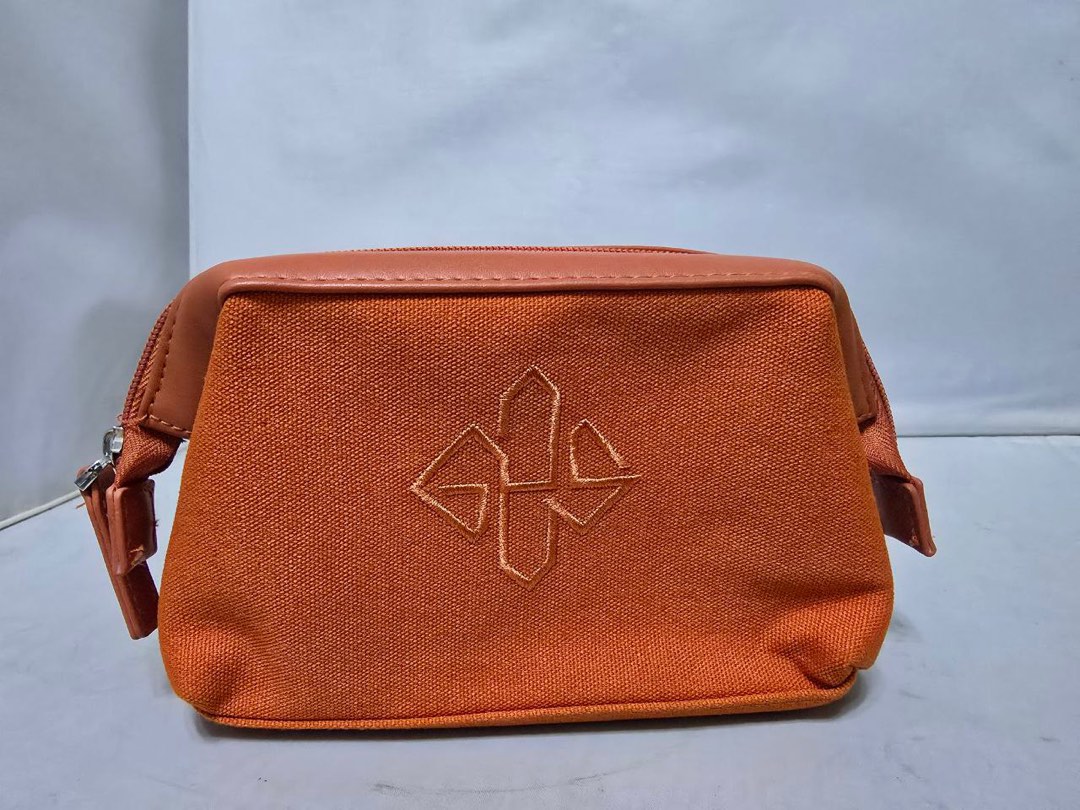 ANA Airlines Business Class Amenity London bag, Women's Fashion, Bags ...