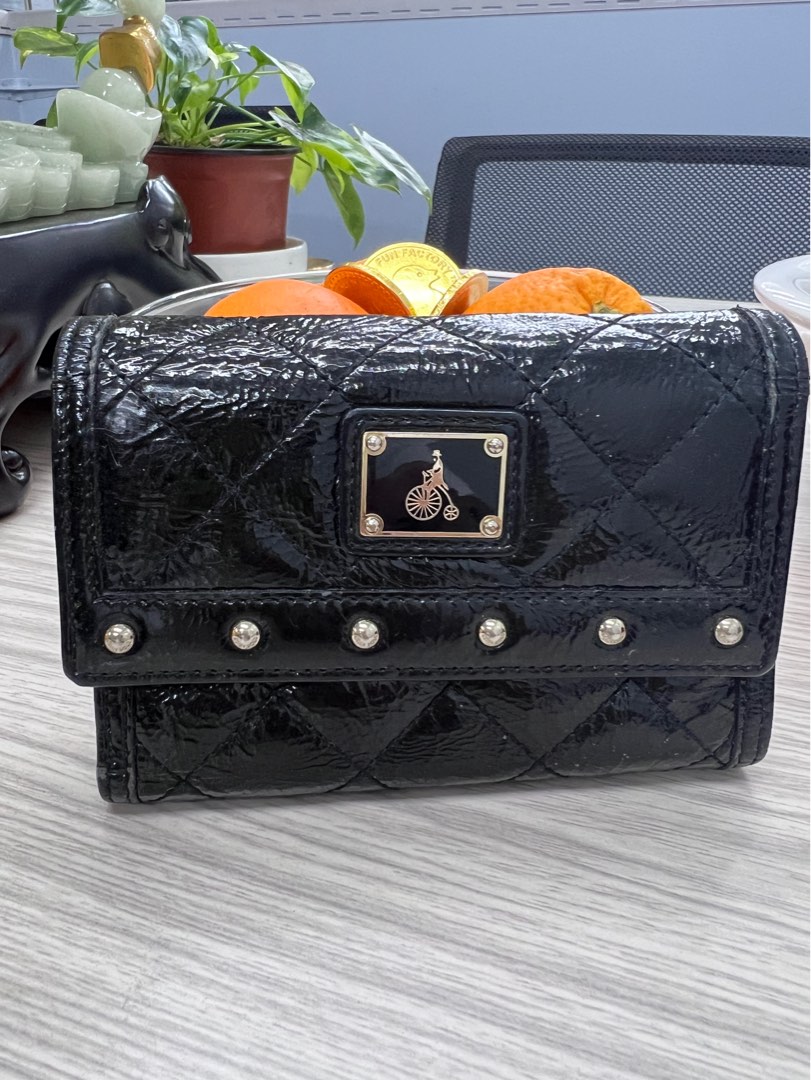 Authentic Beanpole Bifold wallet, Women's Fashion, Bags & Wallets ...