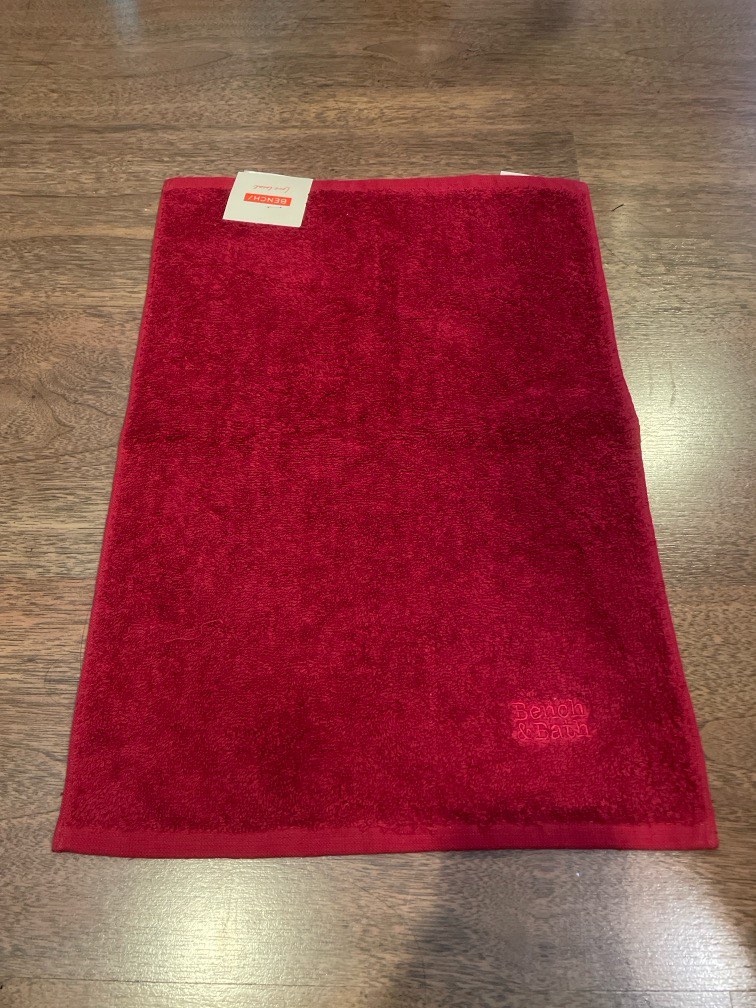 Bench & Bath Red Face Towel [SUPER SALE BRAND NEW] 46 x 32 cm ...