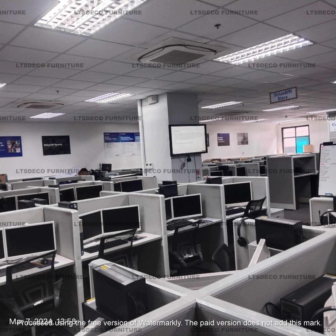 CALL CENTER WORKSTATION CUBICLE | OFFICE PARTITION | OFFICE FURNITURE, Furniture & Home Living ...