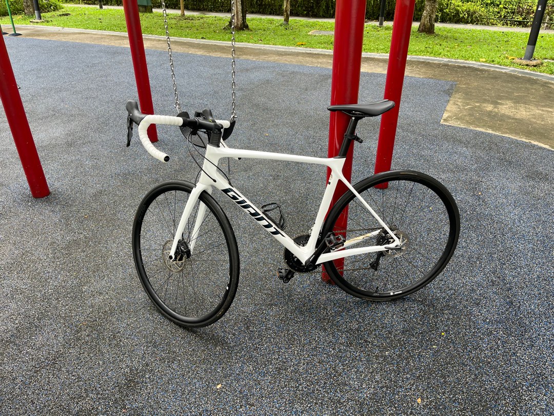 Giant tcr size ML road bike, Sports Equipment, Bicycles & Parts ...