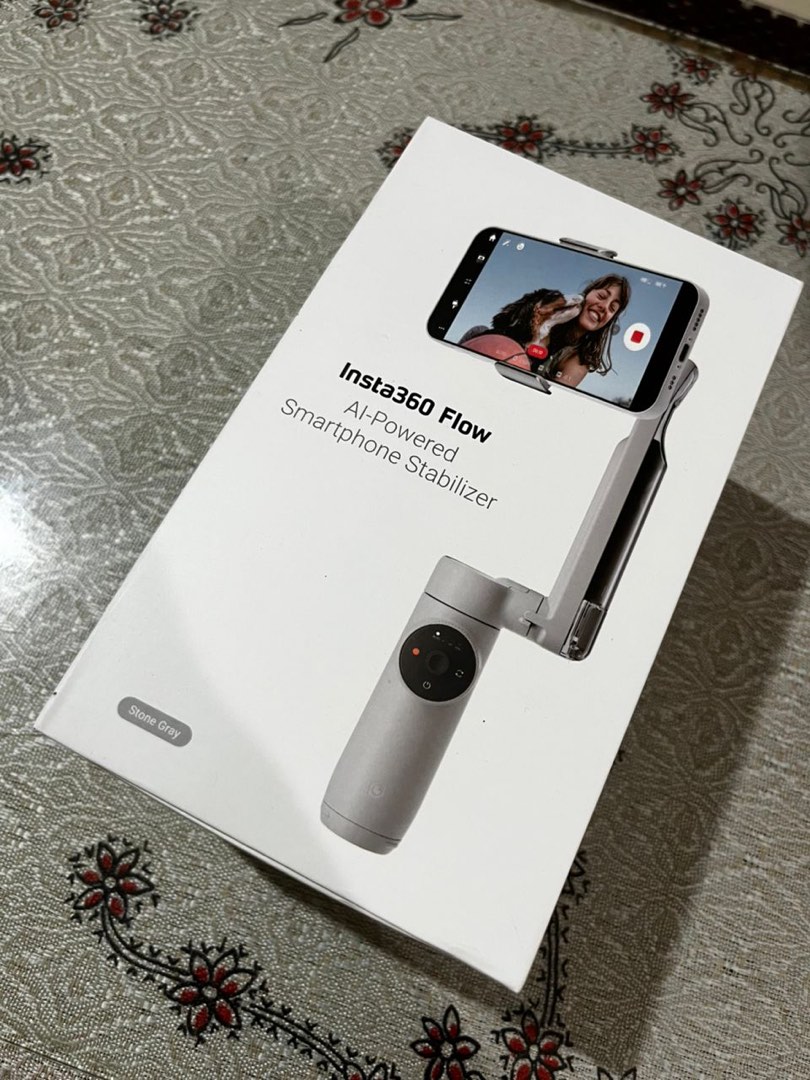 Insta360 Flow, Mobile Phones & Gadgets, Other Gadgets on Carousell