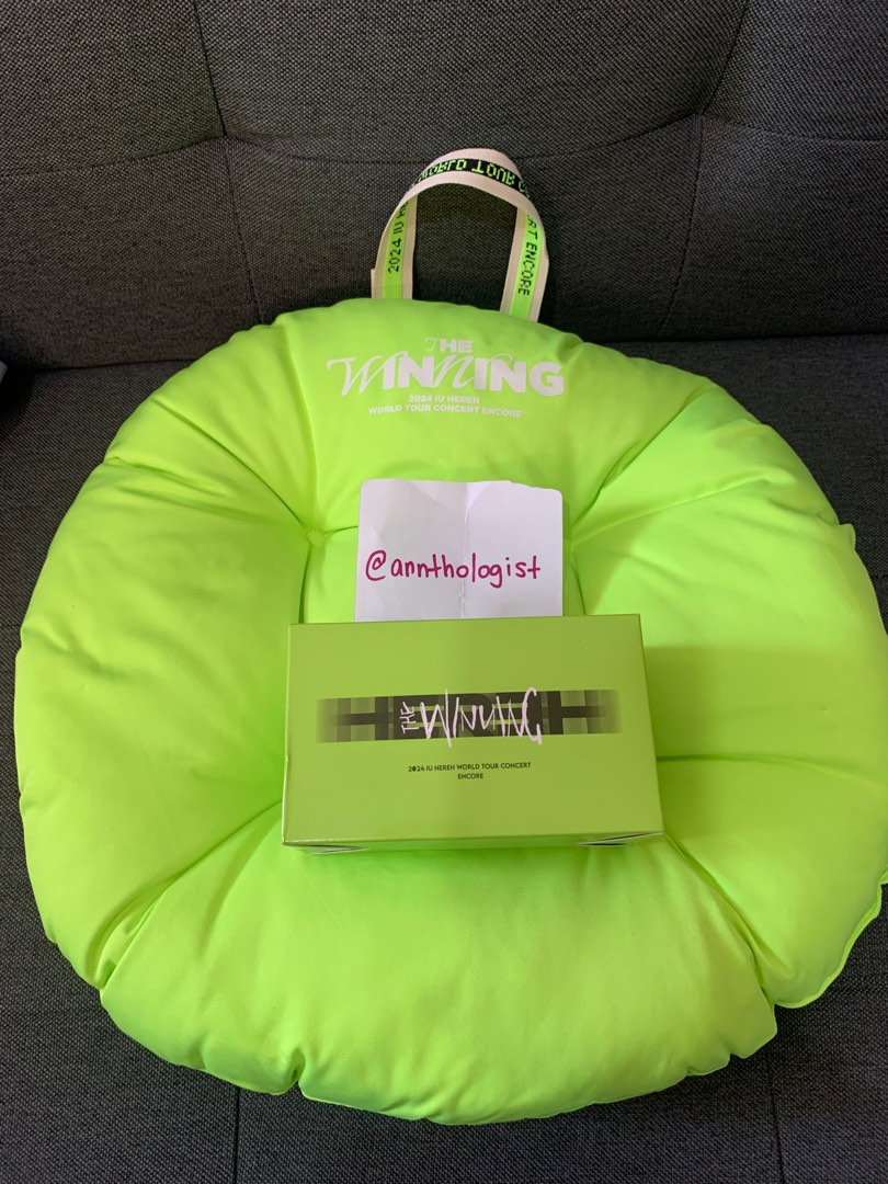 IU Green The Winning Encore Cushion and Binoculars, Hobbies & Toys ...