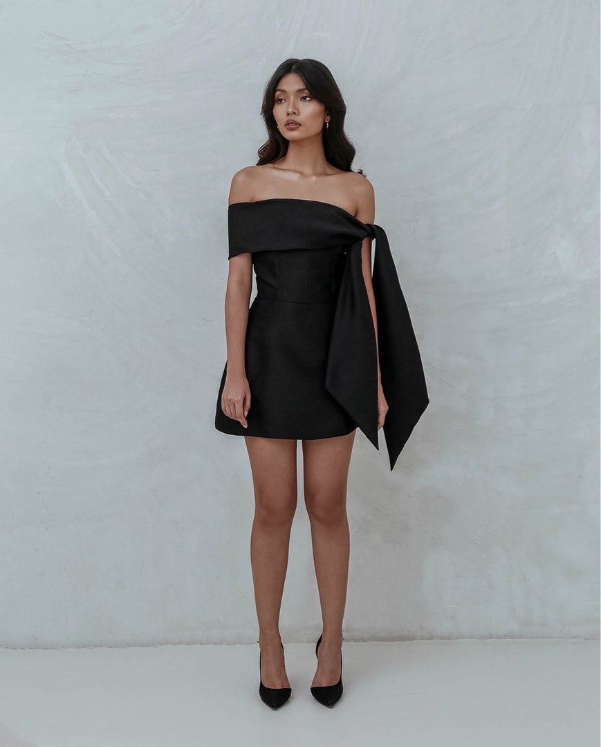 Laure by Roma Kaeli dress in off white, Women's Fashion, Dresses & Sets ...