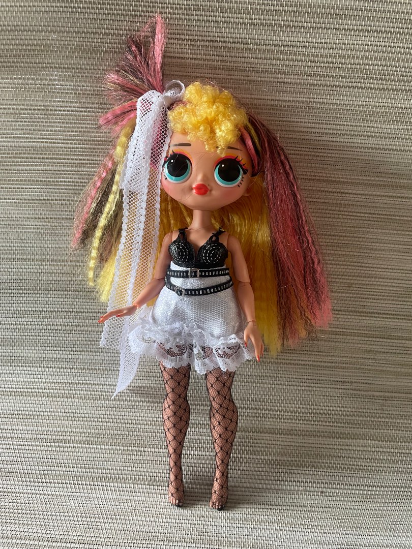 LOL Surprise OMG Remix Pop Doll, Hobbies & Toys, Toys & Games on Carousell
