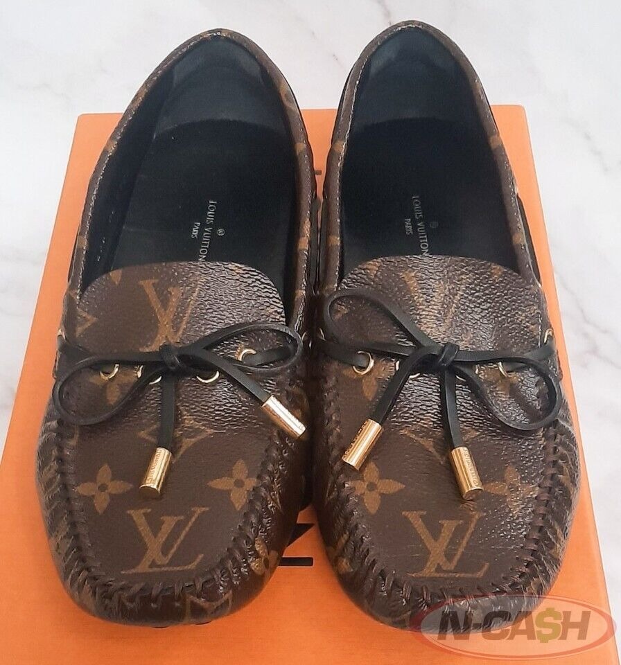 Louis Vuitton Gloria Monogram Canvas Flat Loafer EU36, Women's Fashion ...
