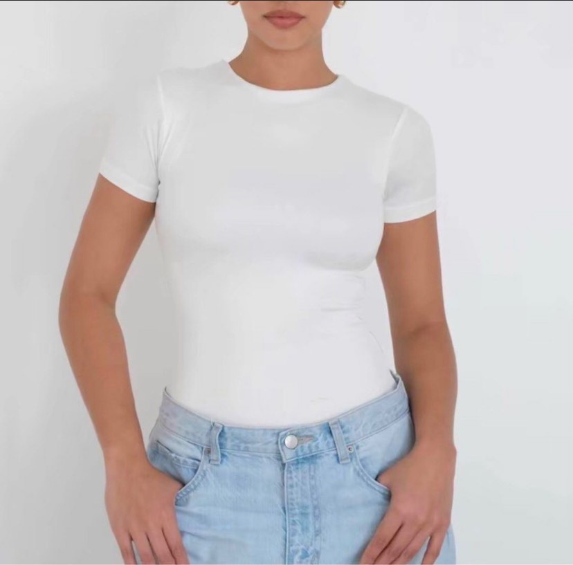 mera renata white top, Women's Fashion, Tops, Shirts on Carousell