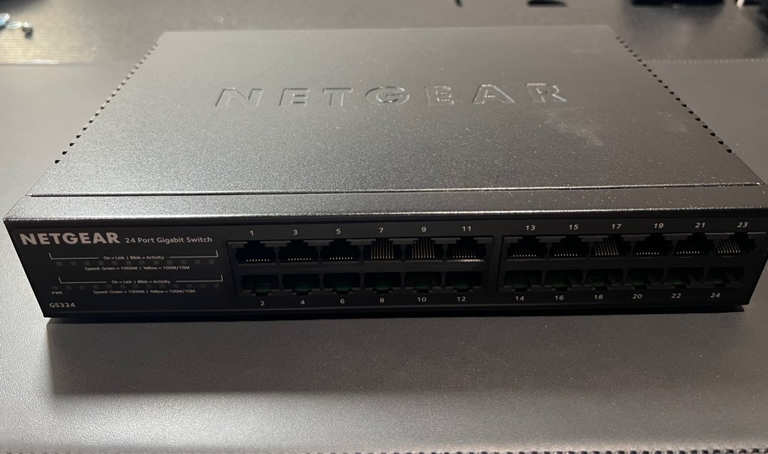 Netgear GS324 24 Ports Gigabit Switch, Computers & Tech, Parts ...