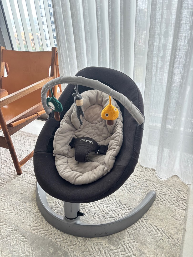 Nuna Leaf Swing Rock Chair, Babies & Kids, Baby Nursery & Kids ...