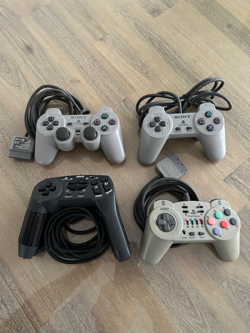 PS1 controllers, Video Gaming, Gaming Accessories, Controllers on Carousell